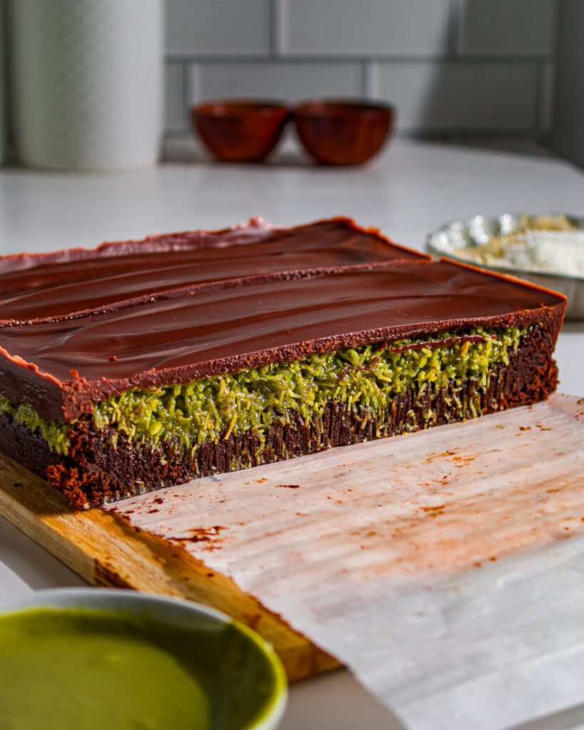 Chocolate Pistachio Brownies - PastrybySaloni